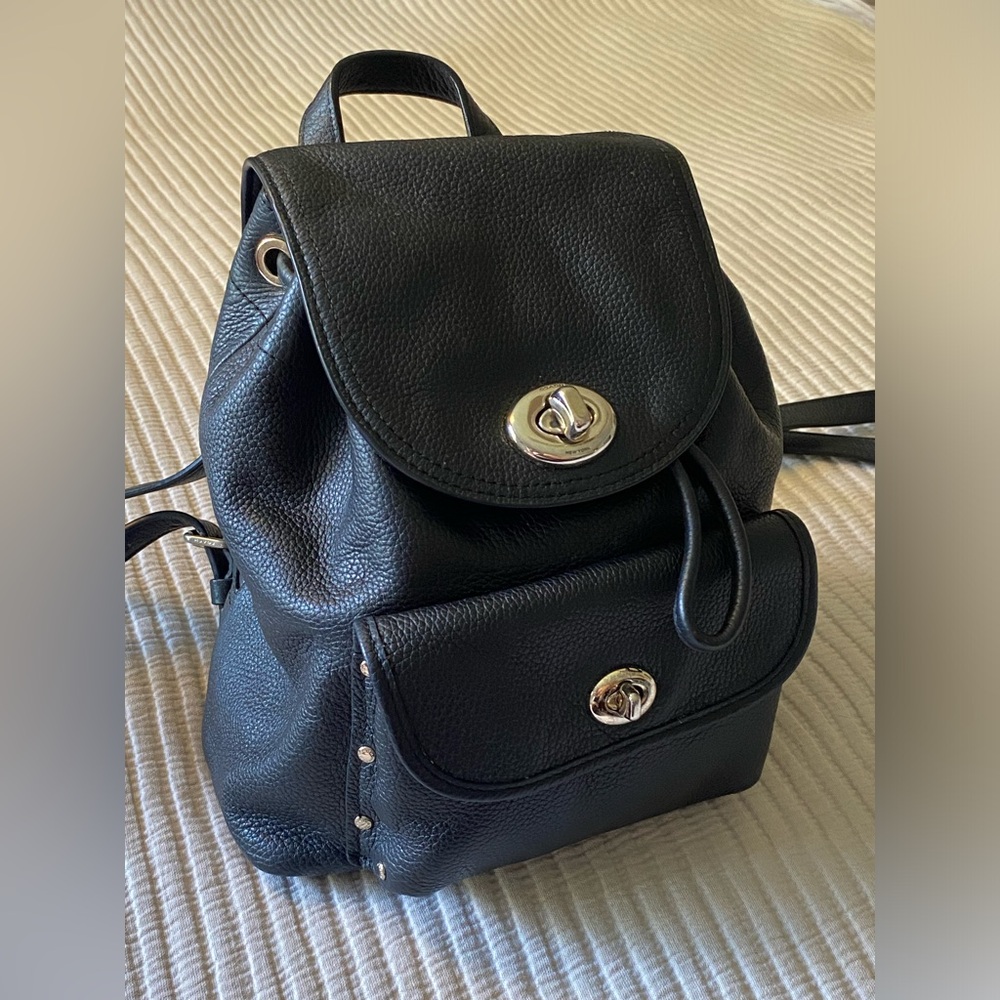 Coach Mini Pebbled Leather Turnlock Rucksack Retail $… - Gem